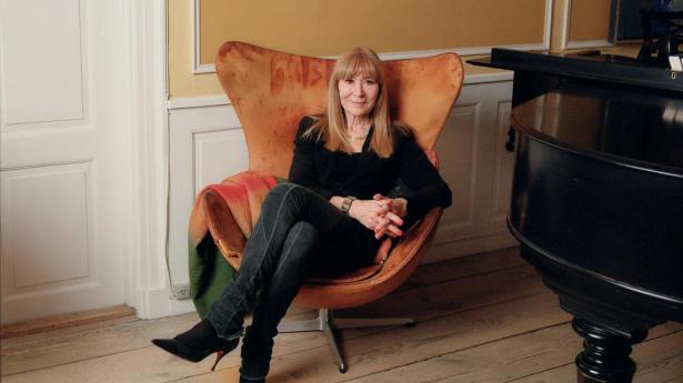 Hun er hele Danmarks sundhedsguru. Men hun kan ikke holde fingrene fra ...