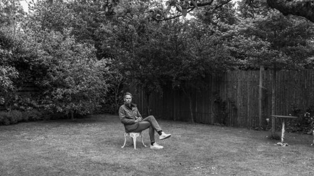 For fire år siden tog Tue Mantoni en livsbeslutning, da han stoppede ...