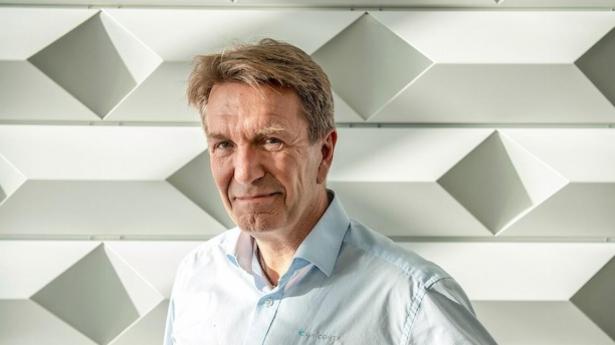 Erik Damgaard åbner for at hente ny kapital til Uniconta