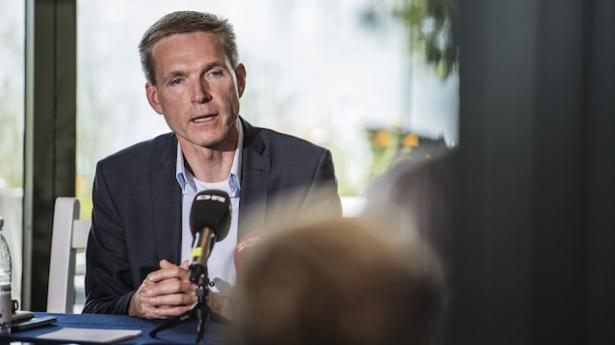 Helle Ib: Pinlige DF i selvskabt historisk krise