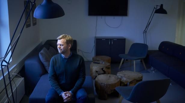 Dansk giganthandel tager form: Pengetanke skal lægge bud hos ...