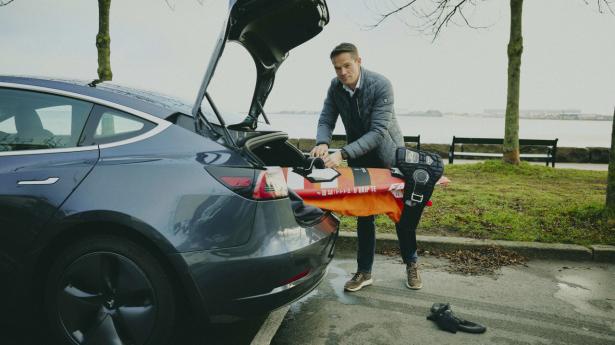 Han måtte skyde en hvid pind efter sin strategi og se medarbejderne i ...