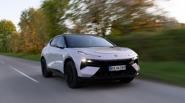 Første elbil fra Lotus er helt forrygende