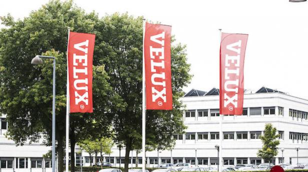 Velux-ejer øger omsætningen - men har tab på investeringer