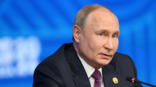 Rusland hæver renten til 21 pct.