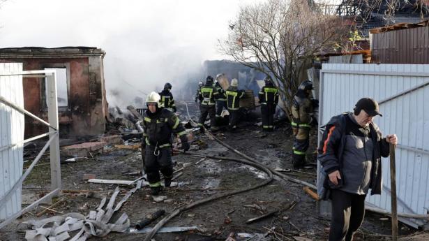 Stort ukrainsk droneangreb lukker lufthavne i Moskva