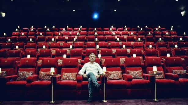 Biografejer og filmproducer Michael Obel lever for magien på første ...