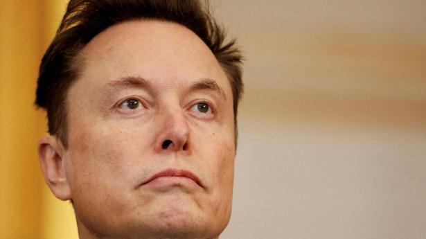 Tesla i frit fald: Aktien halveret siden december