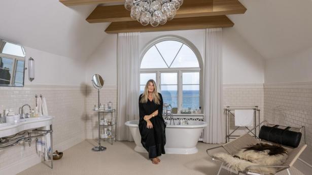 “Jeg kan bruge utrolig lang tid på mit badeværelse”