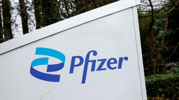 Pfizer slår forventningerne til indtjeningen