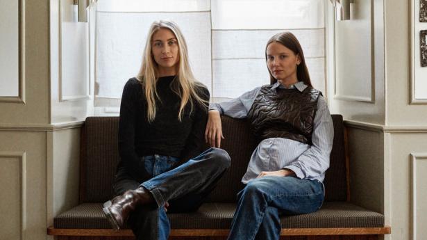 Da Bo Bech skulle indrette sin nye restaurant, ringede han til to af ...